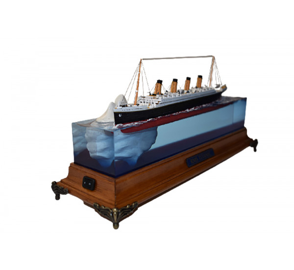 titanic hitting iceberg simulation